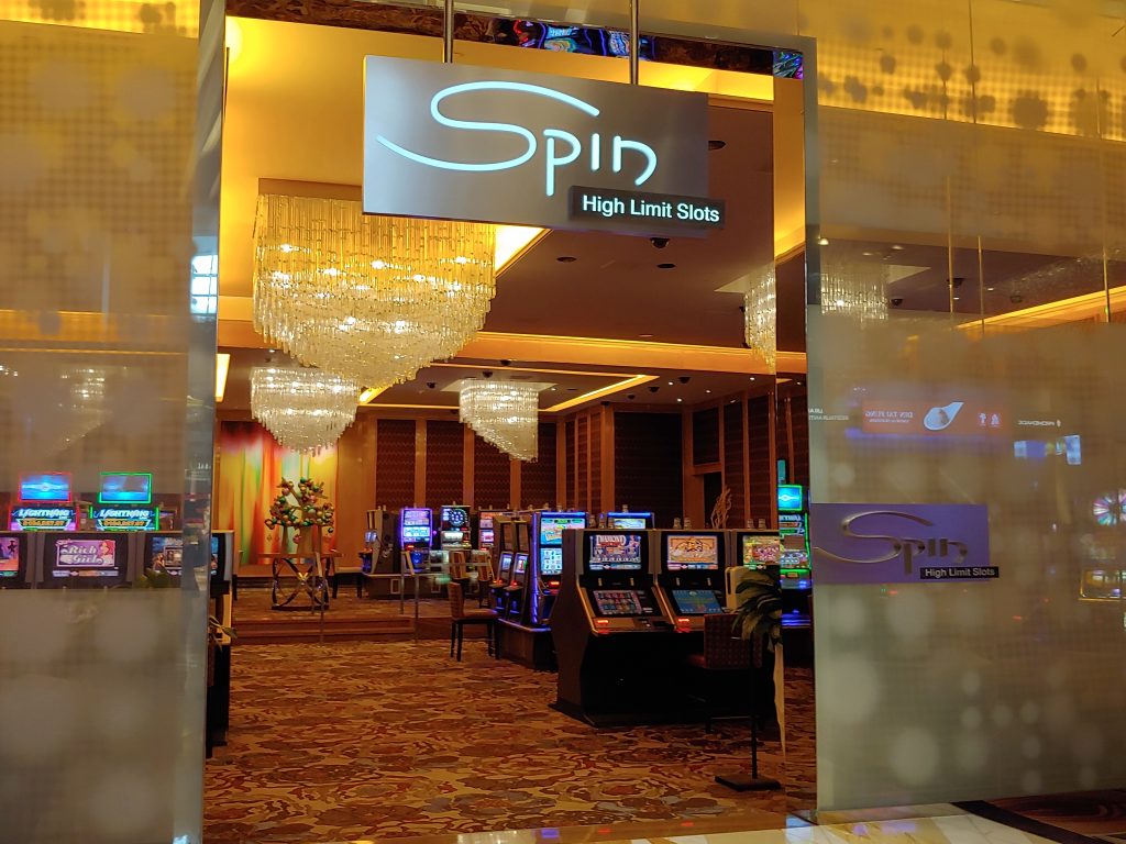 Aria Resort and Casino | Vegas Advantage